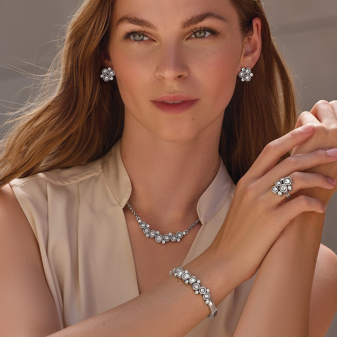 Constella Cluster Hinged Bangle - Brighton