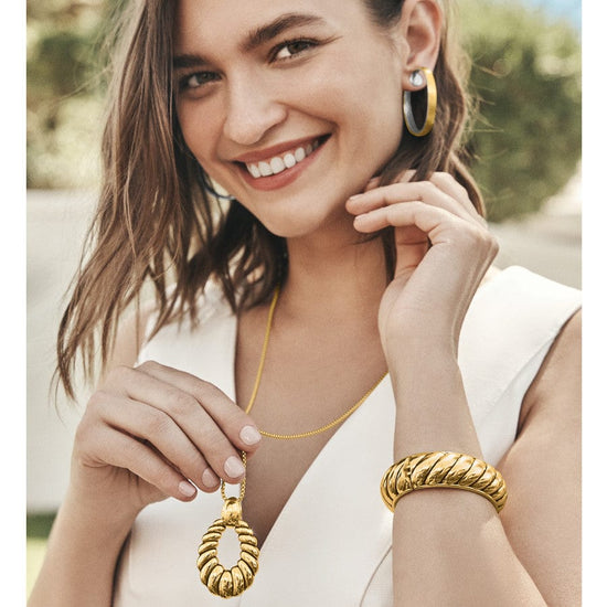 Athena Scalloped Hinged Bangle - Brighton